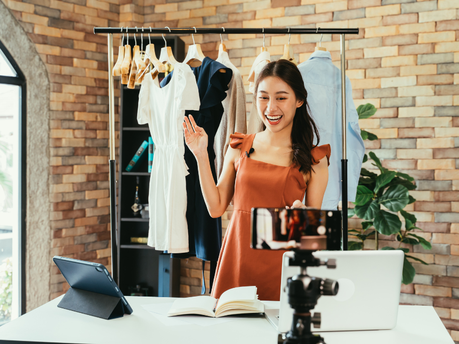 A quick guide to branded content on Instagram - Dialog Communications